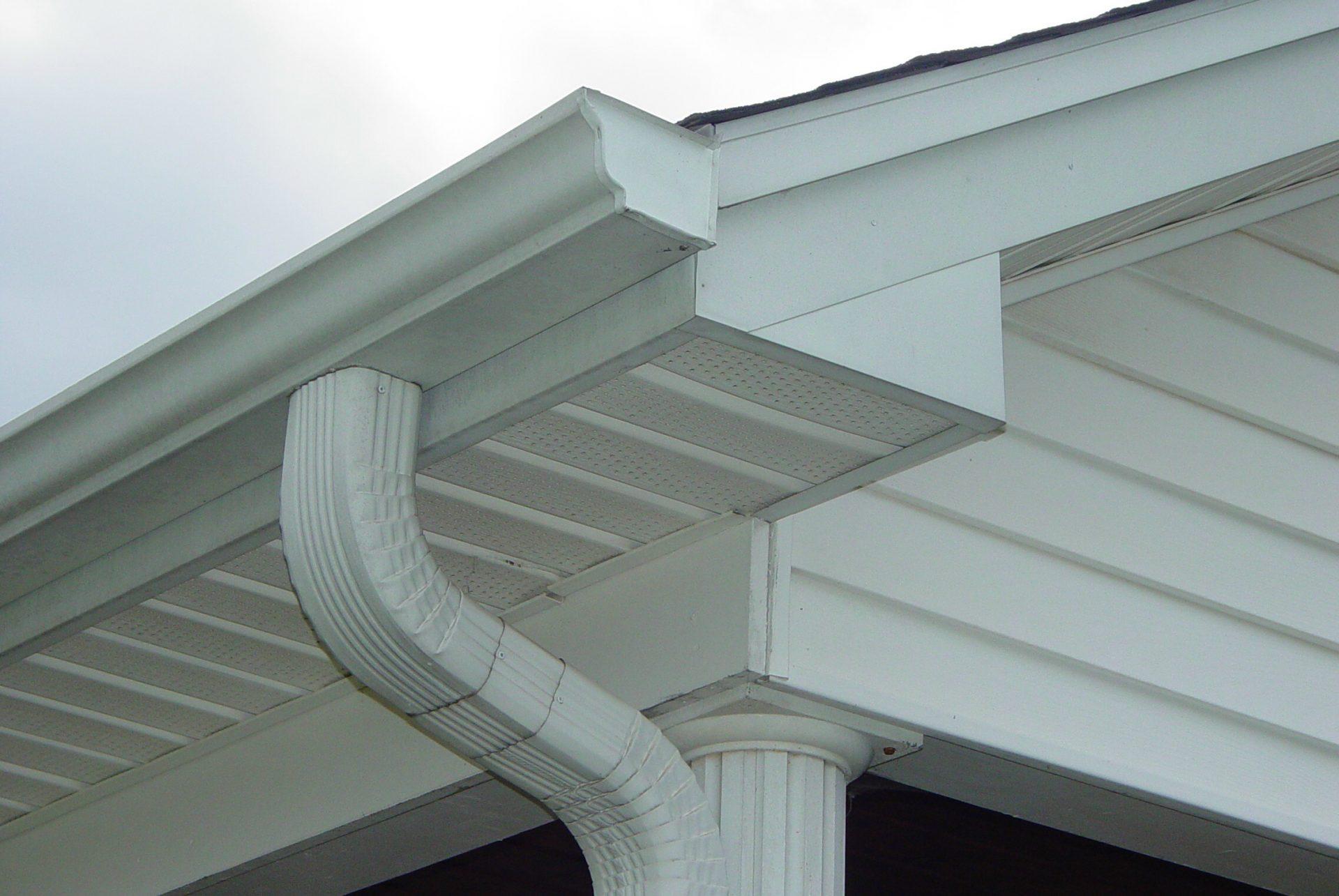 The Importance Of Rain Gutters & Your Home - Eagle Roofing